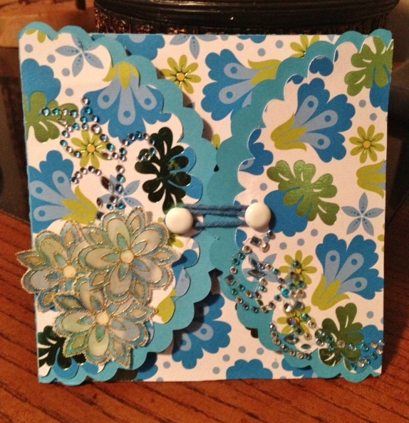 She's a Sassy Lady: Scalloped Birthday Card