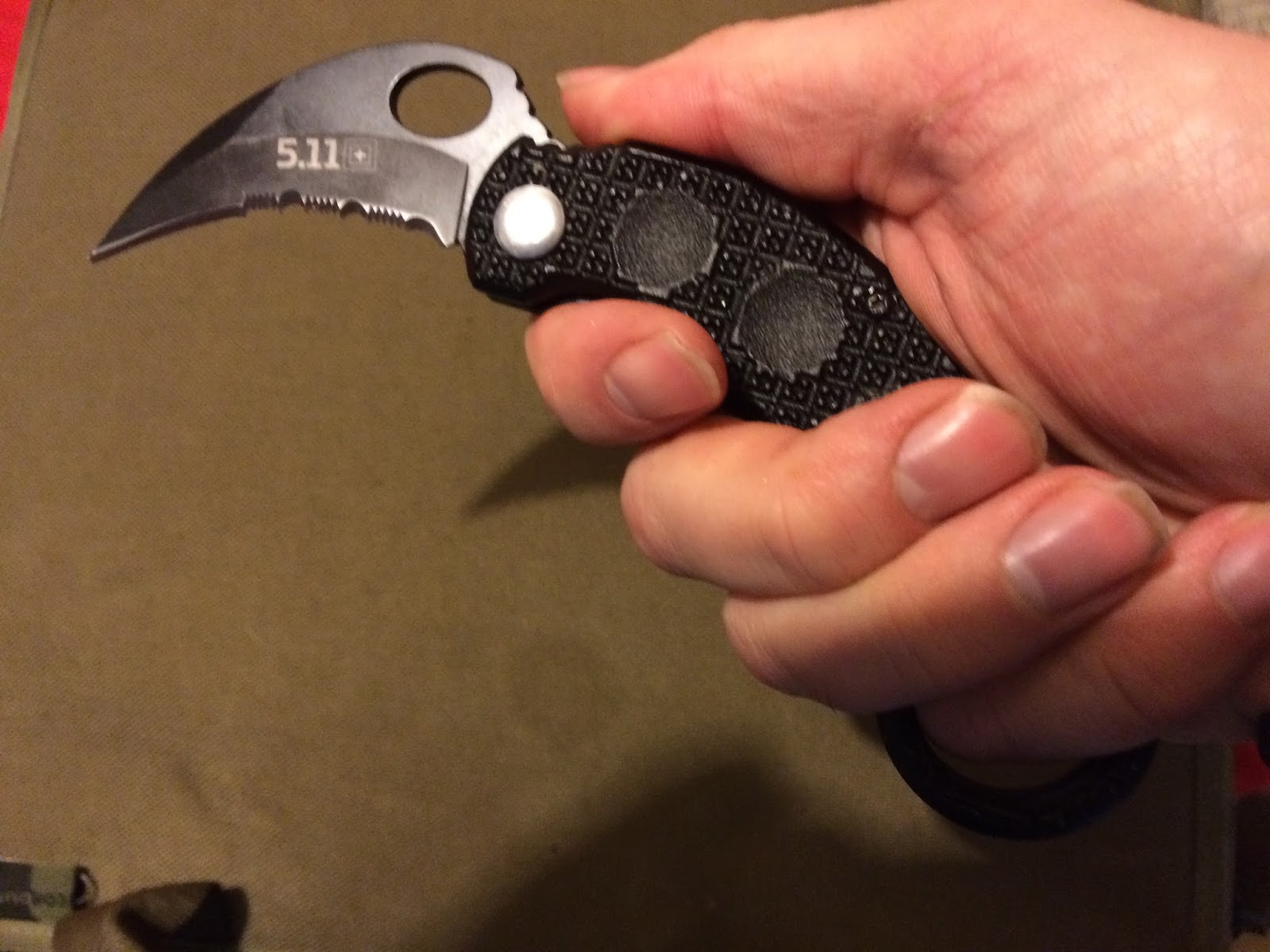 ApocalypseEquipped: Review: maybe 5.11 Tarani x14 karambit