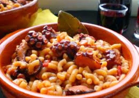 Chef Telemachus/Ithaca : ΧΤΑΠΟΔΙ ΜΕ ΚΟΦΤΟ ΜΑΚΑΡΟΝΑΚΙ