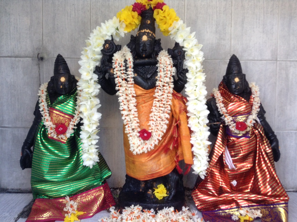 Tamilnadu Tourism: Muktheeswarar Temple, Kadambathur, Thiruvallur