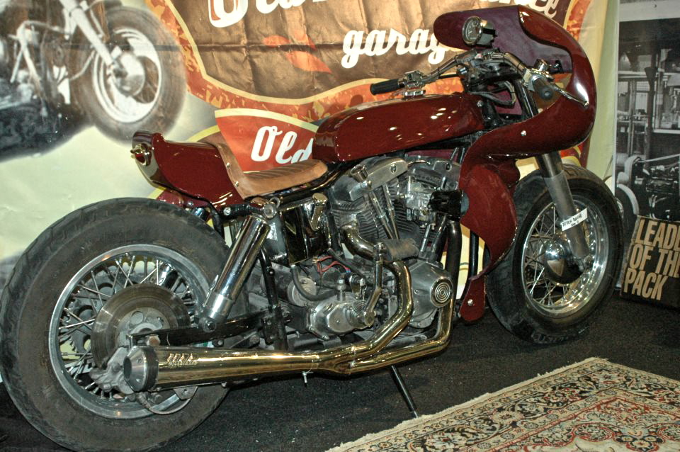 Shovelhead by Old Milwaukee Garage - Inazuma café racer