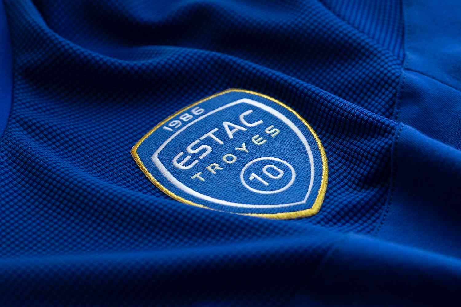 Le Coq Sportif ESTAC Troyes 19-20 Home & Away Kits Released - Footy ...