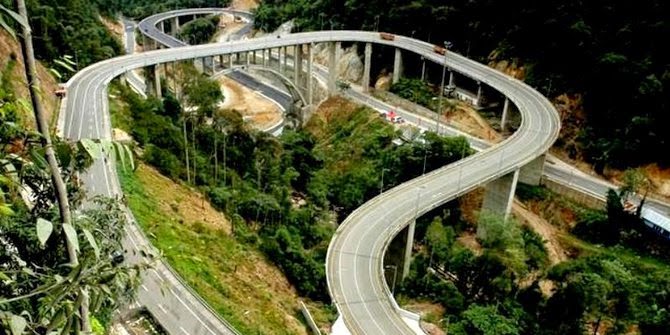 5 JALAN PALING INDAH DI INDONESIA ~ Hidup Sehat