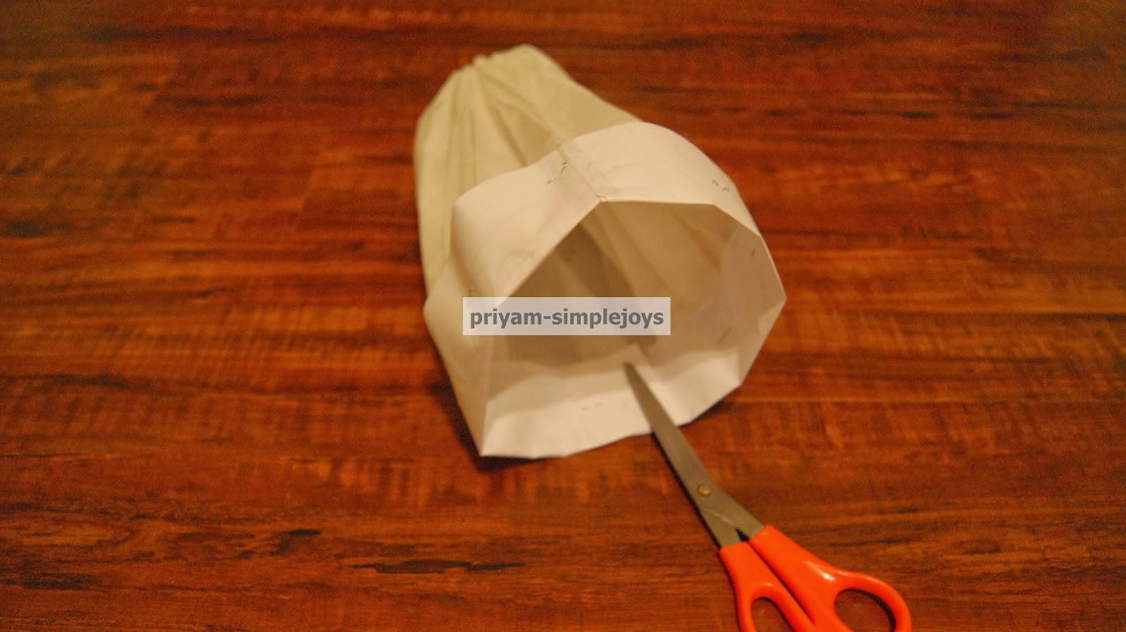 SimpleJoys: Paper Chef Hats