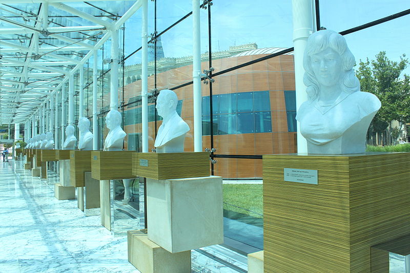 EXPLORE THE WORLD: Beautiful Baku, the Capital of Azerbaijan; Image Gallery