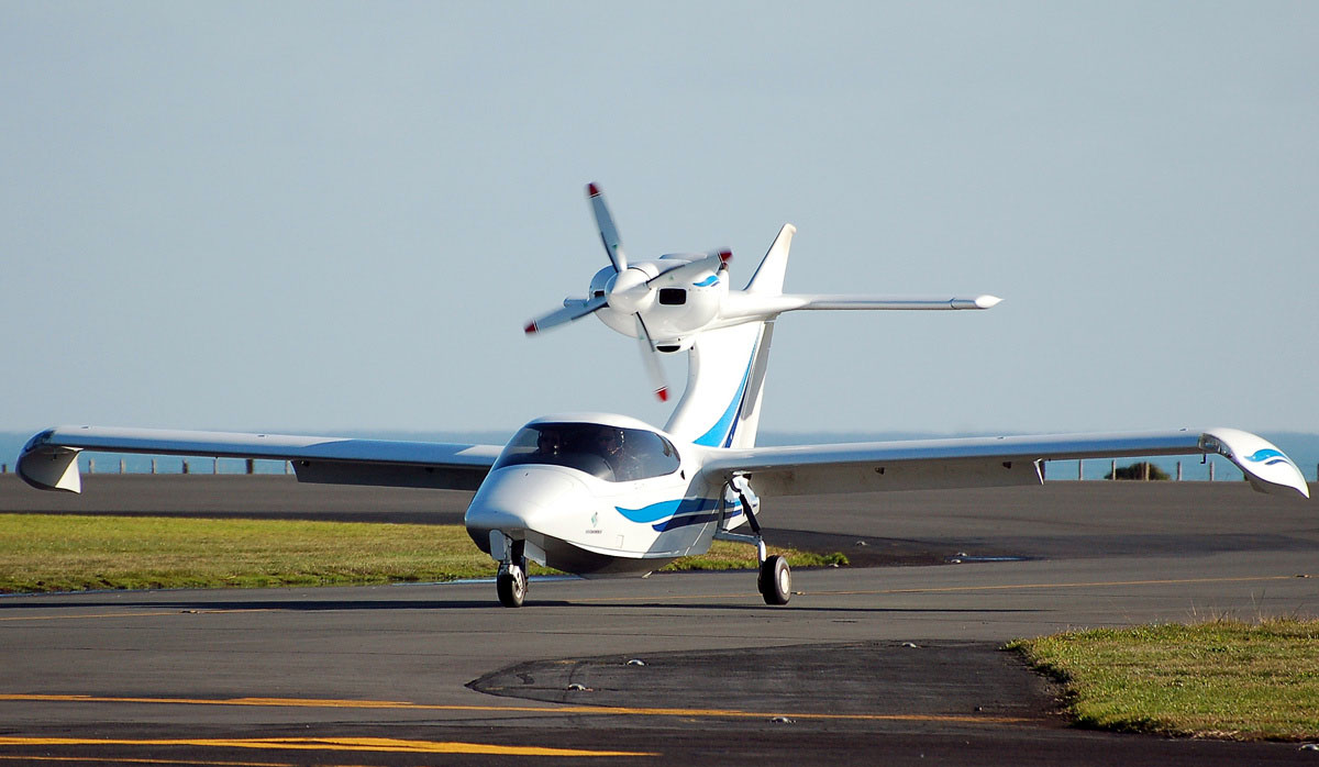 nhungdoicanh: Seawind 3000