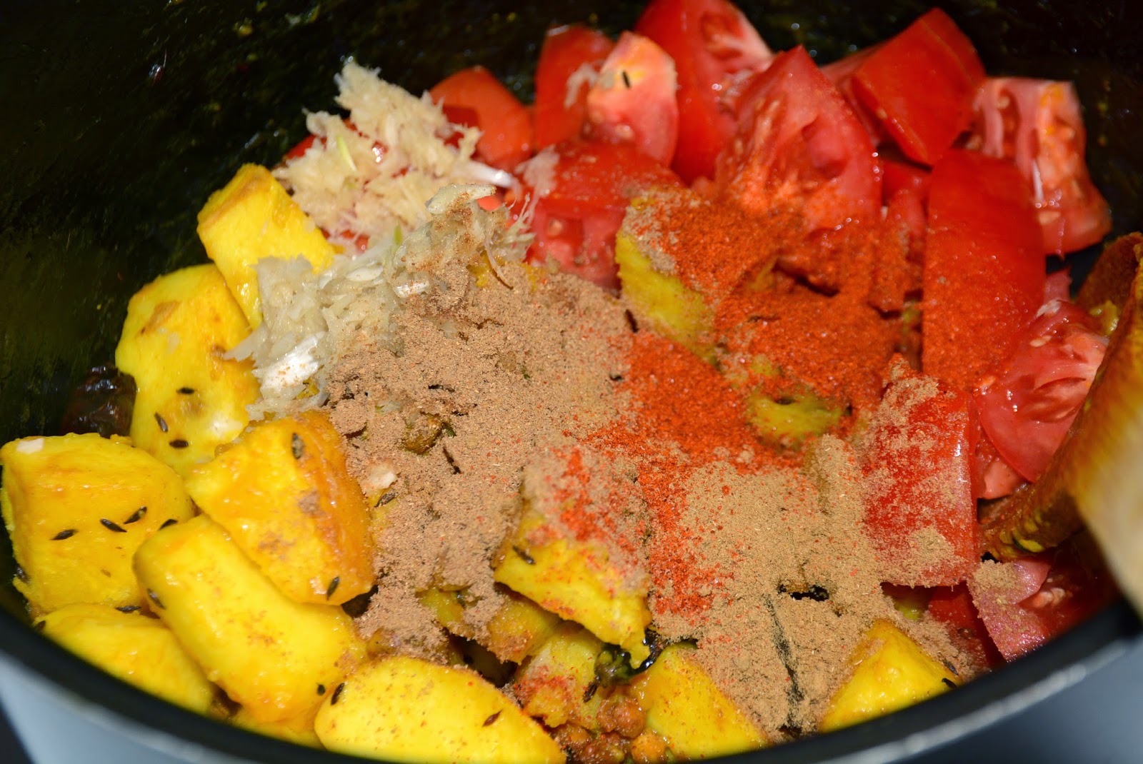 Nepali Tummy!!: Gundruk (Shinki)-Tarul (Yam) ko Tarkari :)