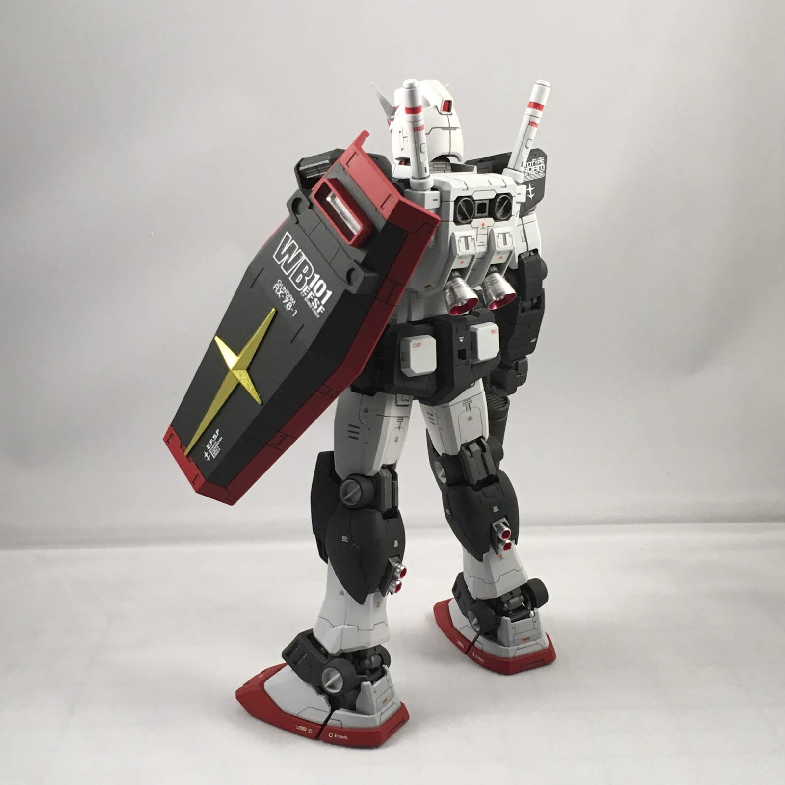 GMobile17: Gundam Prototype RX-78-1