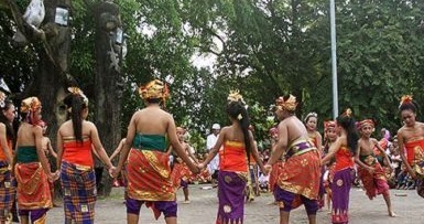 Permainan Meong-meongan Tradisional Bali