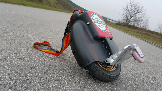 Na jednym kole, czyli test monocykla elektrycznego SOLOGO LED | Blog ...