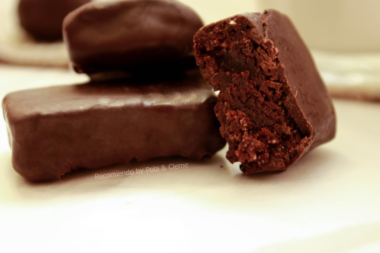 Chocolates rellenos de Pasta de Avellanas y Cacao