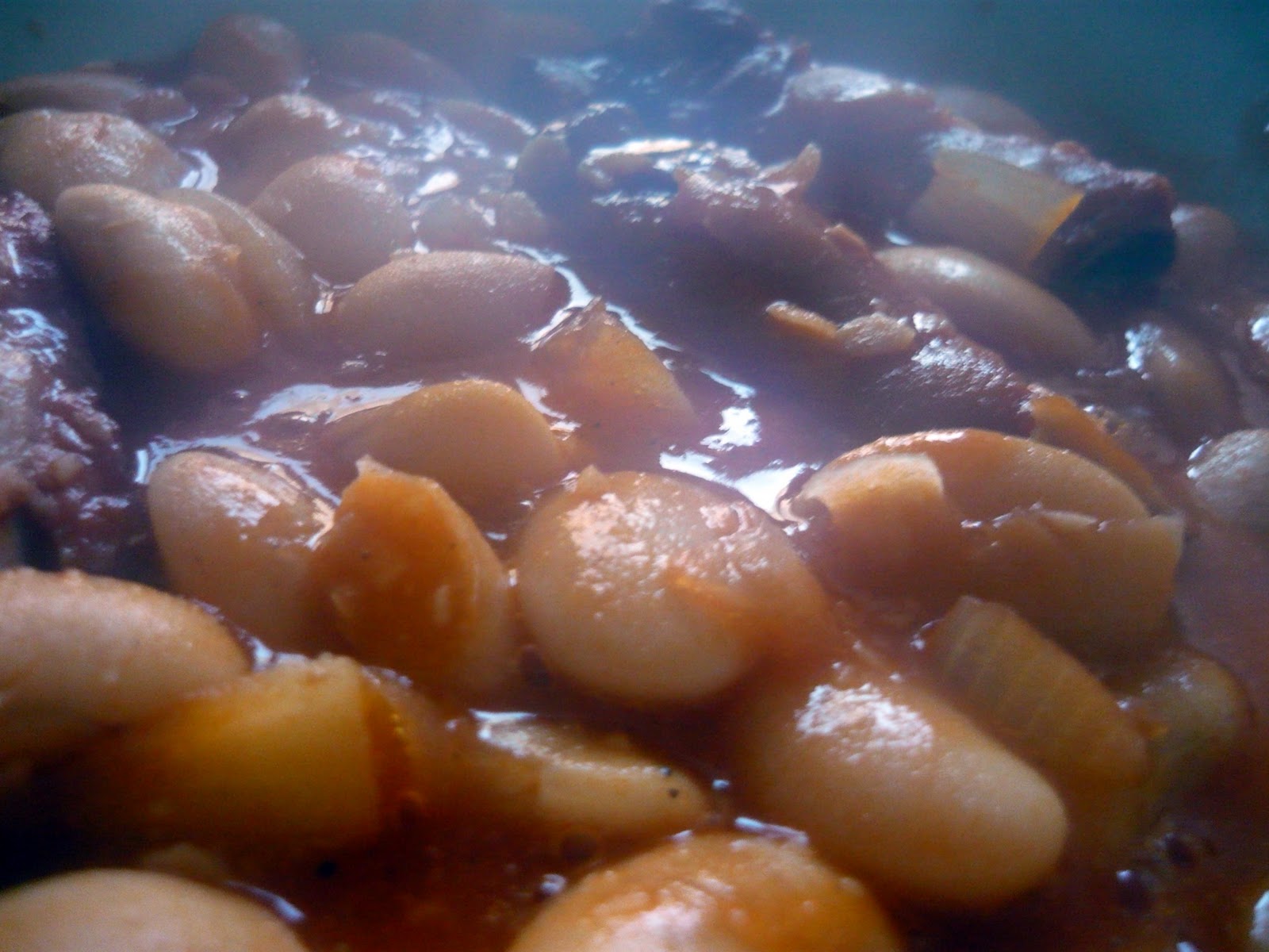 Romanian Cooking: Giant Beans with Smoked Meat