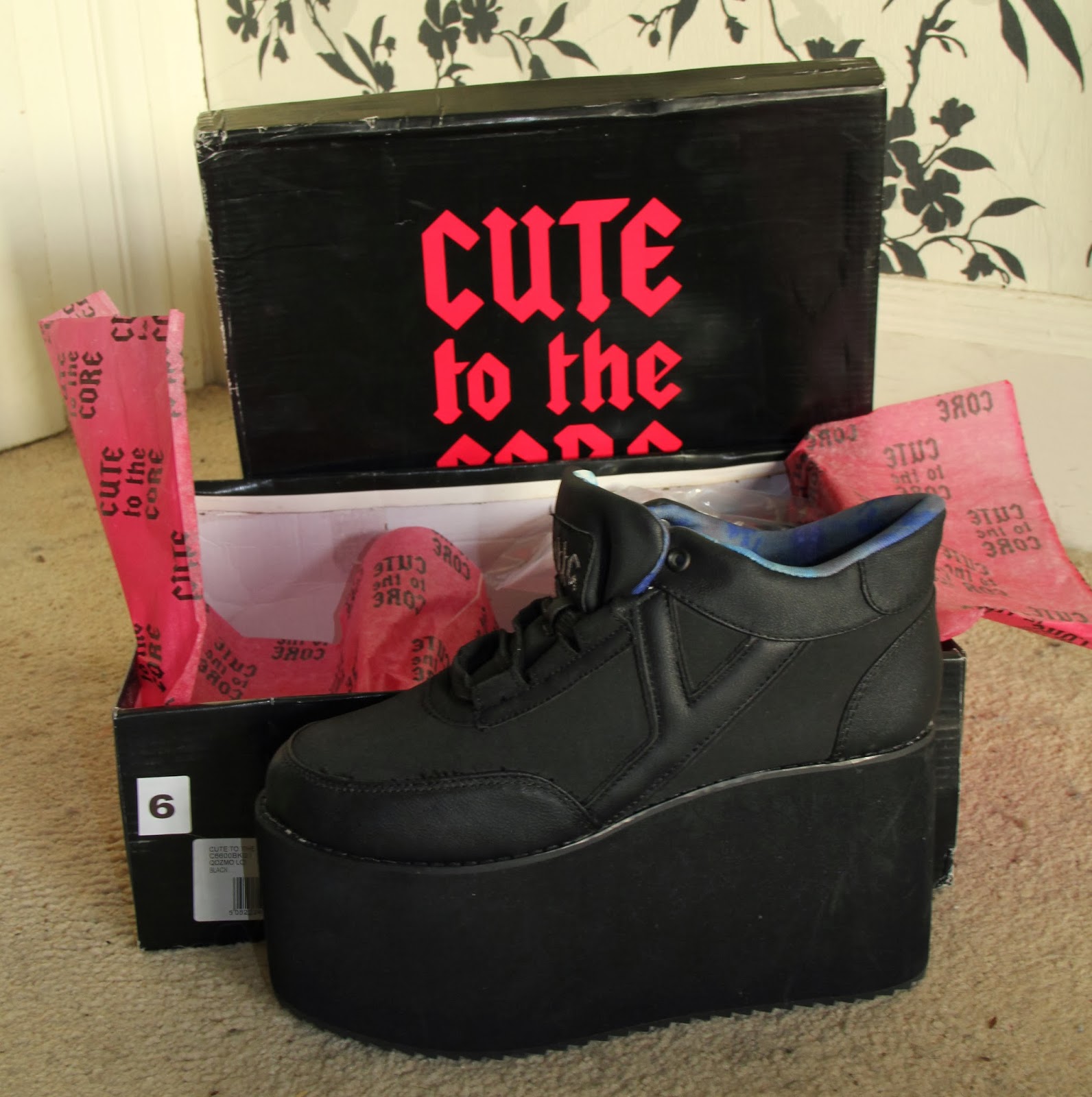 Skye Vintage: December 2013