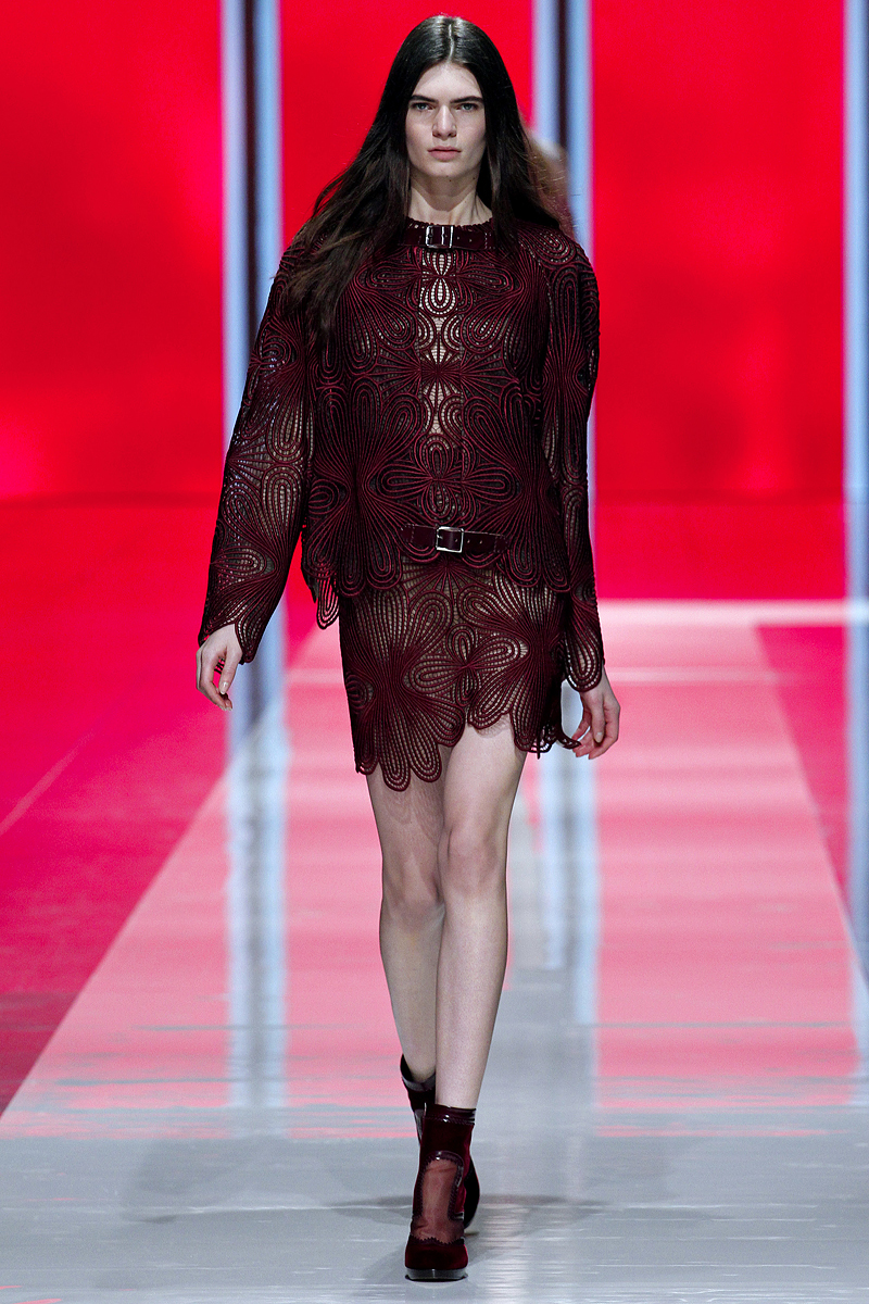 ANDREA JANKE Finest Accessories: Amazing Lace by Christopher Kane F/W ...