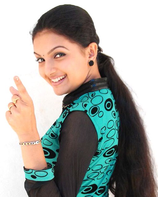 Online Picture Gallery : Too Cute Girl