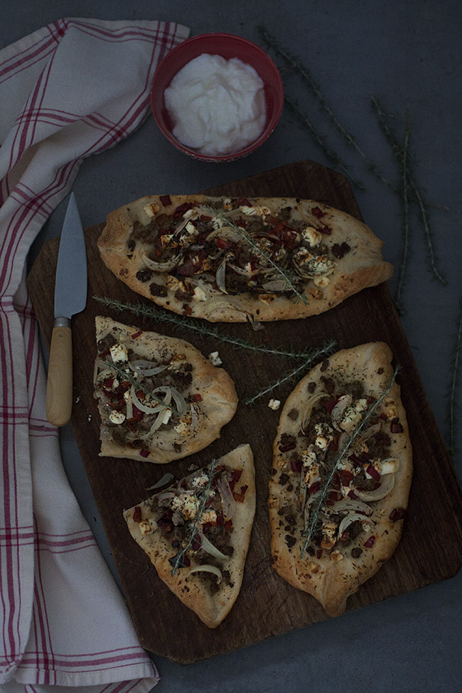 Pizza turca de carne picada | Blog Dit i Fet