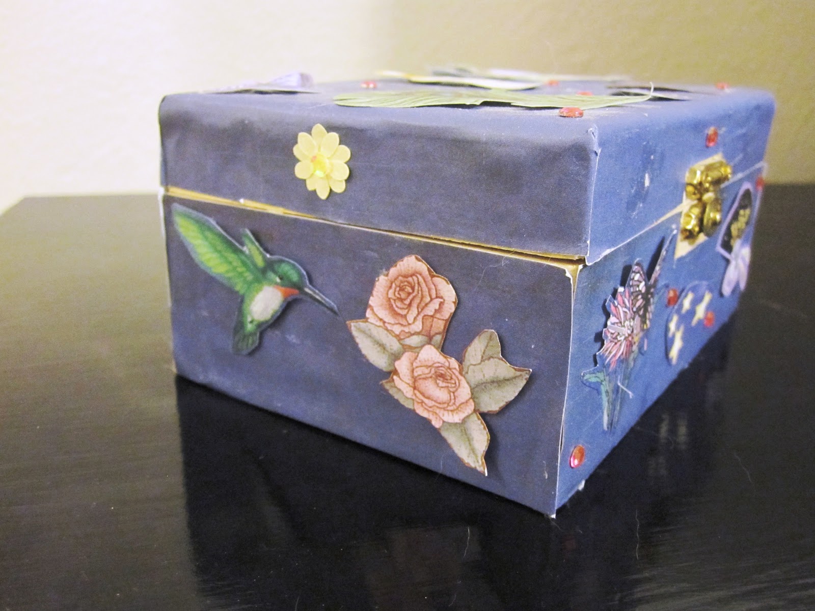 Cupcakes & Couture: DIY Trinket Boxes