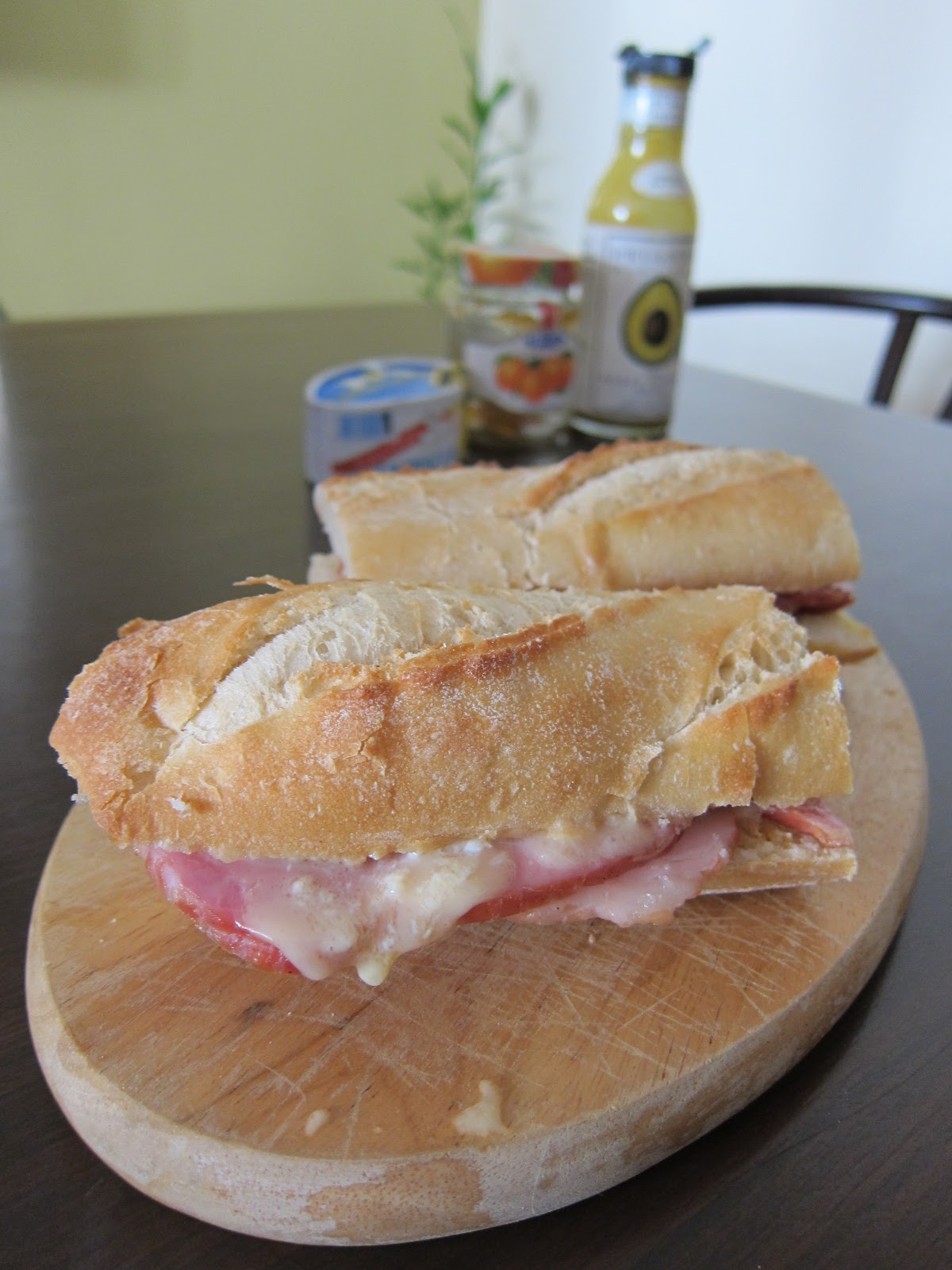 Jessica Choy: Recipe: Ham and Brie Sandwich