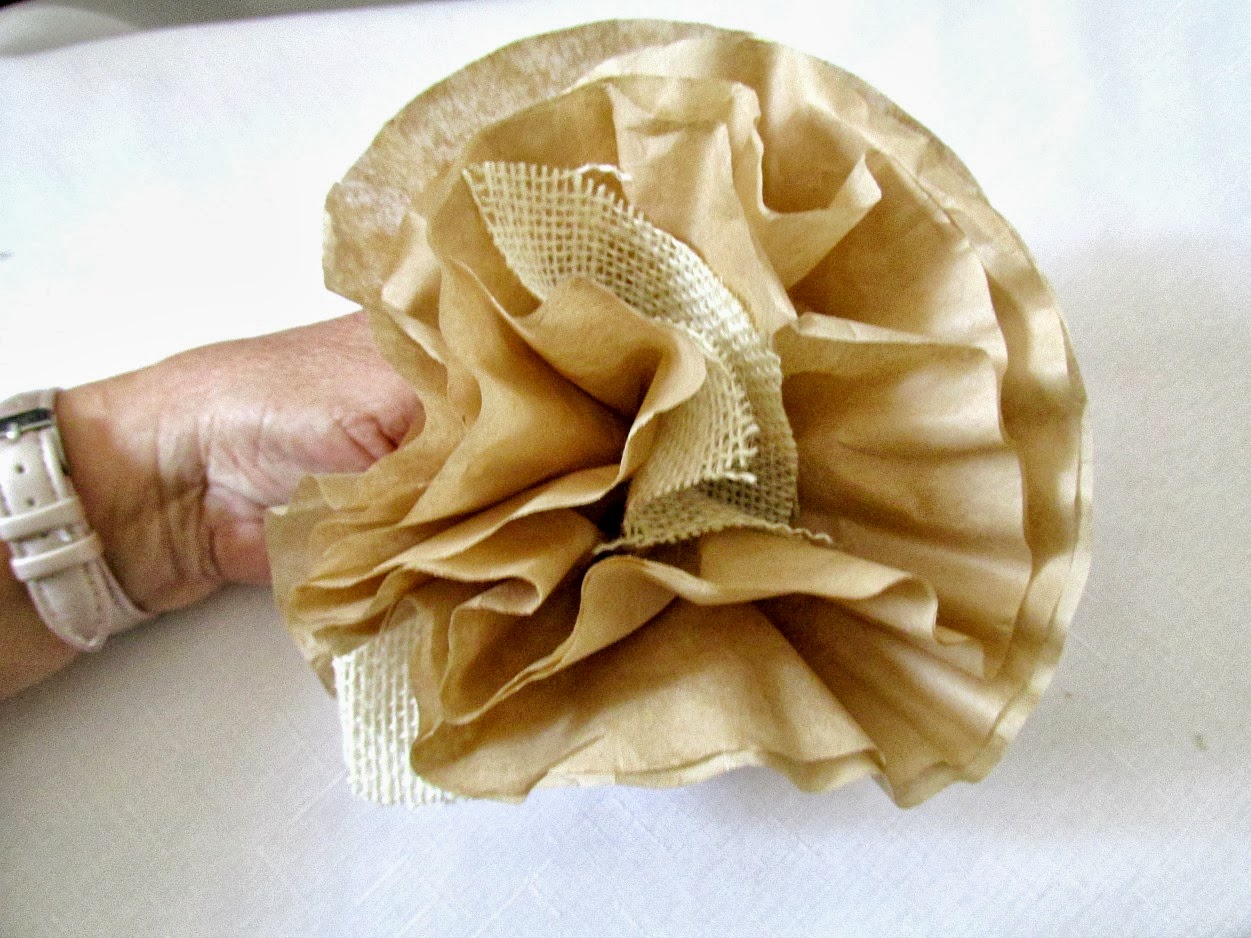 Burlap Coffee Filter Wreath Tutorial - Crafts a la mode