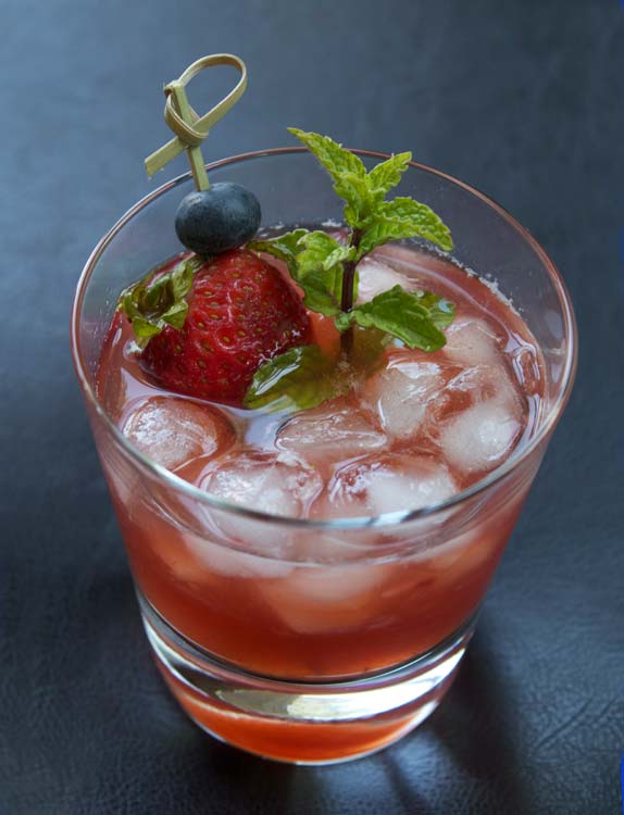 A Less Processed Life: What I'm Drinking: Strawberry Bourbon Smash