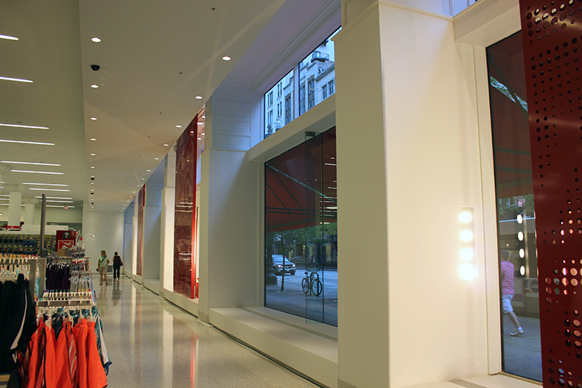 ArchitectureChicago PLUS: White and Red and Louis all Over: Target ...