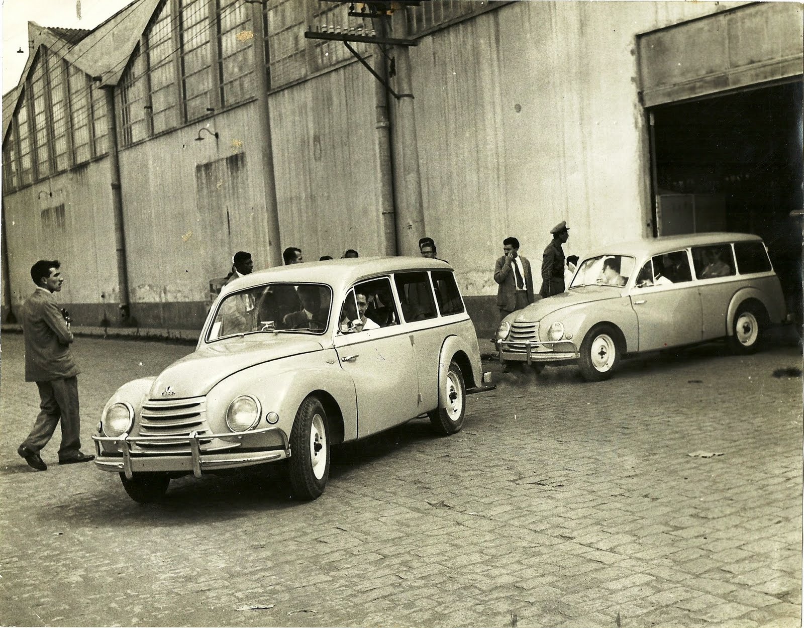 Antigos Verde Amarelo: Camioneta DKW Universal F-91 1956 ...