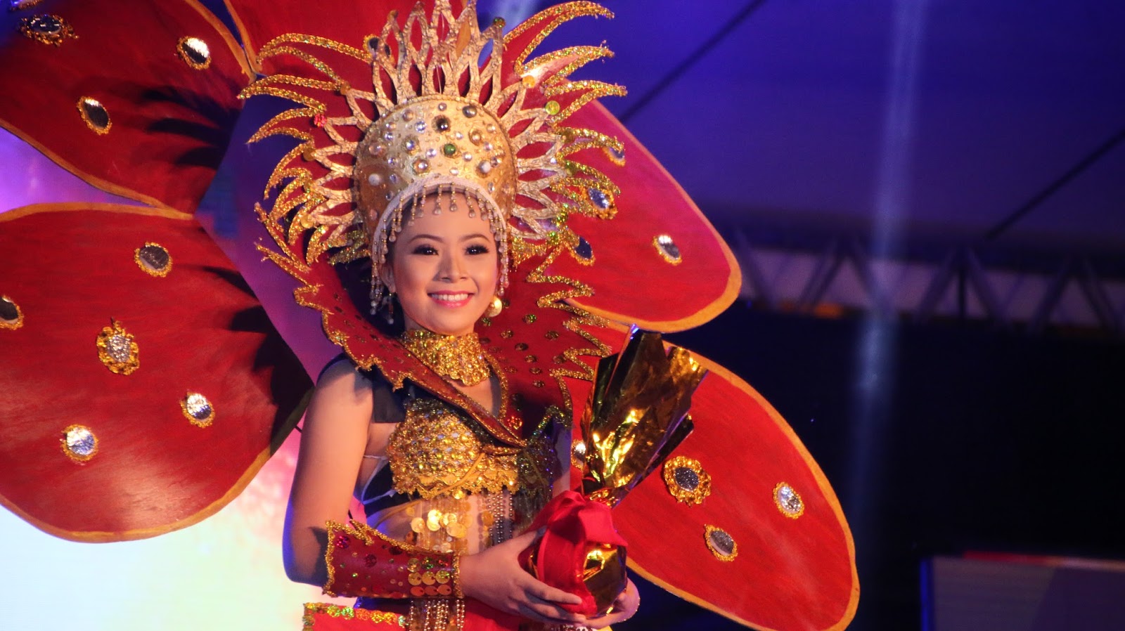 Life in Still: Bulawan Festival Queen 2016 - chadieness.com