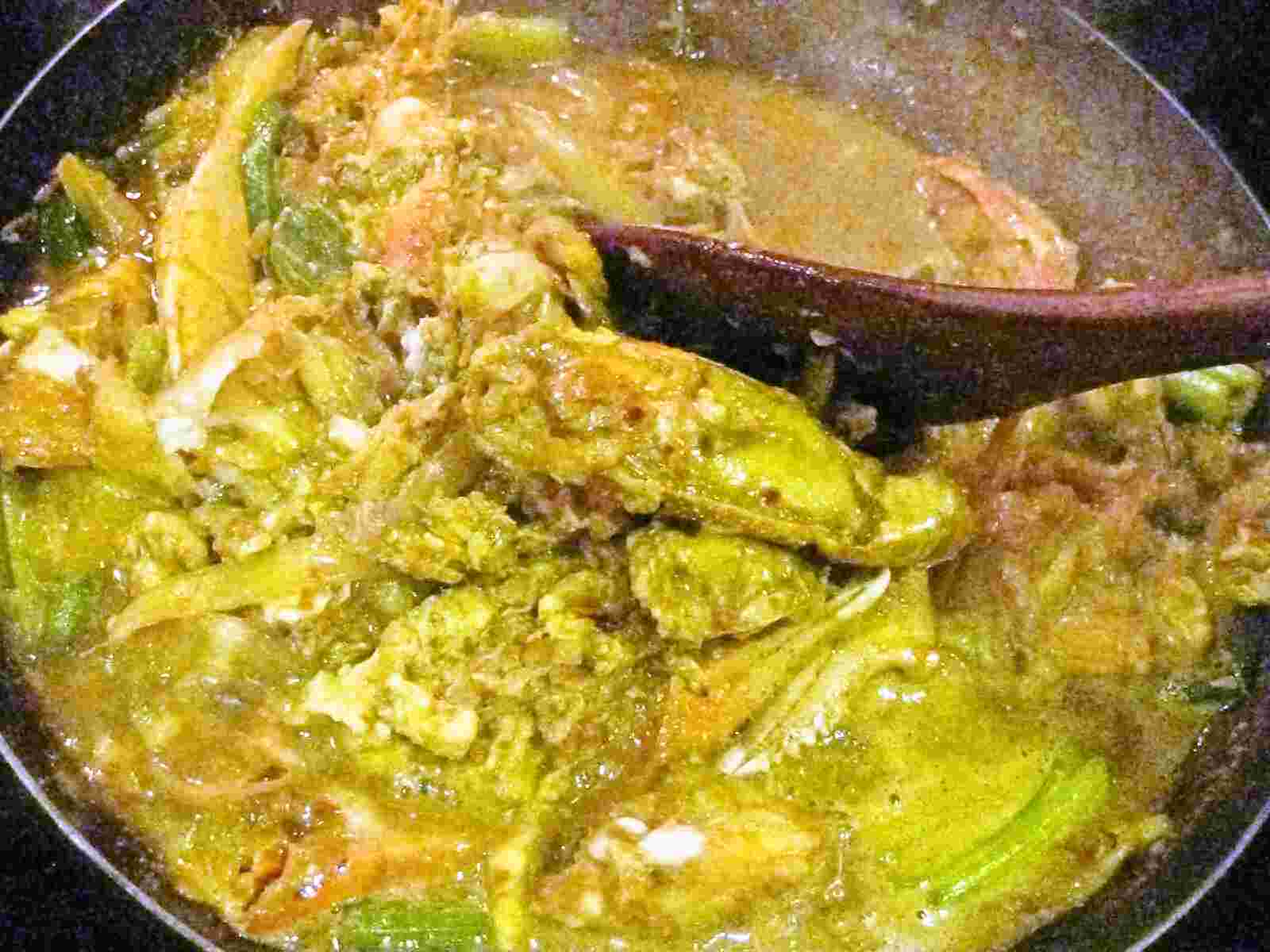 Recipes for Tom: Kani no karee-itame / poo pad pong karee / crab curry ...