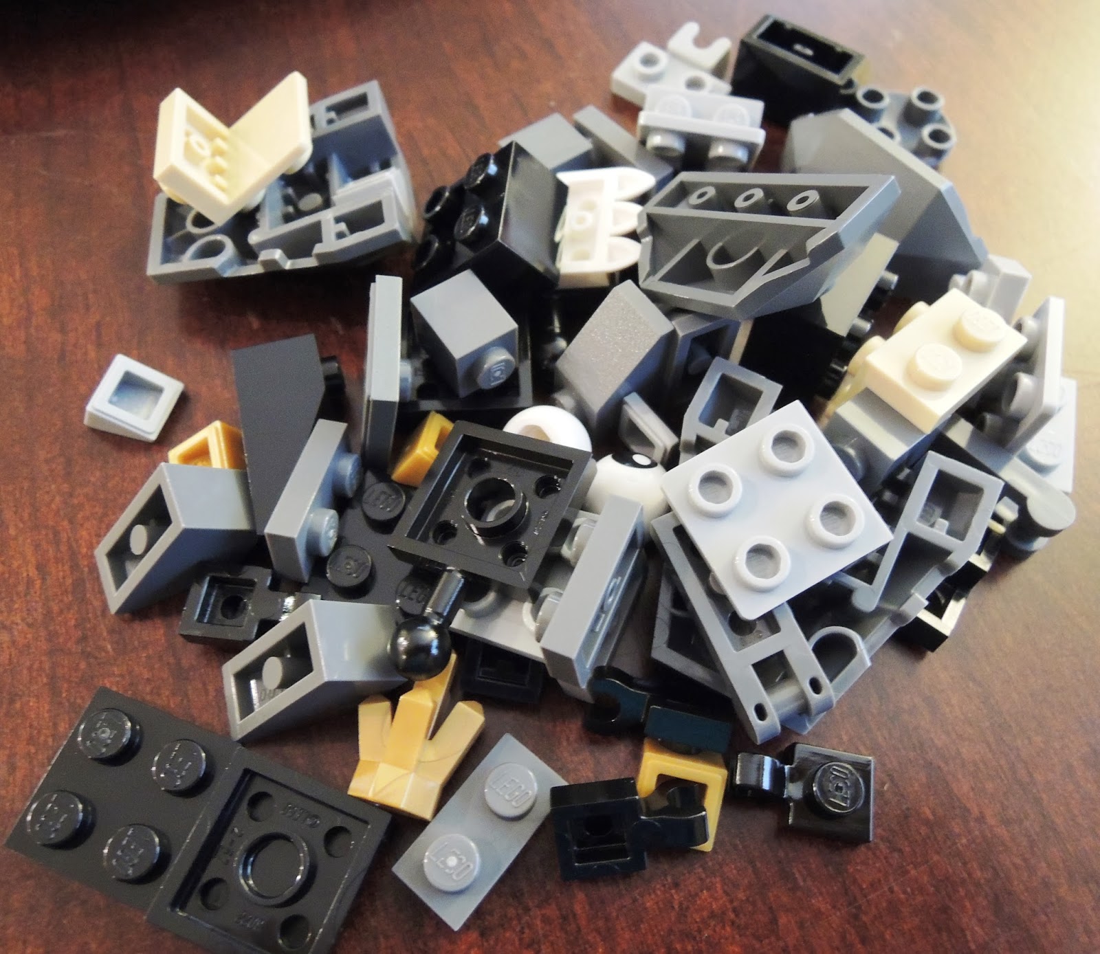 LEGO FAN and Videos!: LEGO MiXeLs! Building the SHUFF 41505