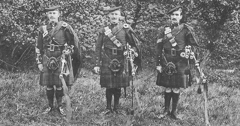 Tour Scotland: Old Travel Blog Photograph Scottish Horse Regiment ...