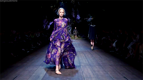 La moda toma las calles. - Revista Coma