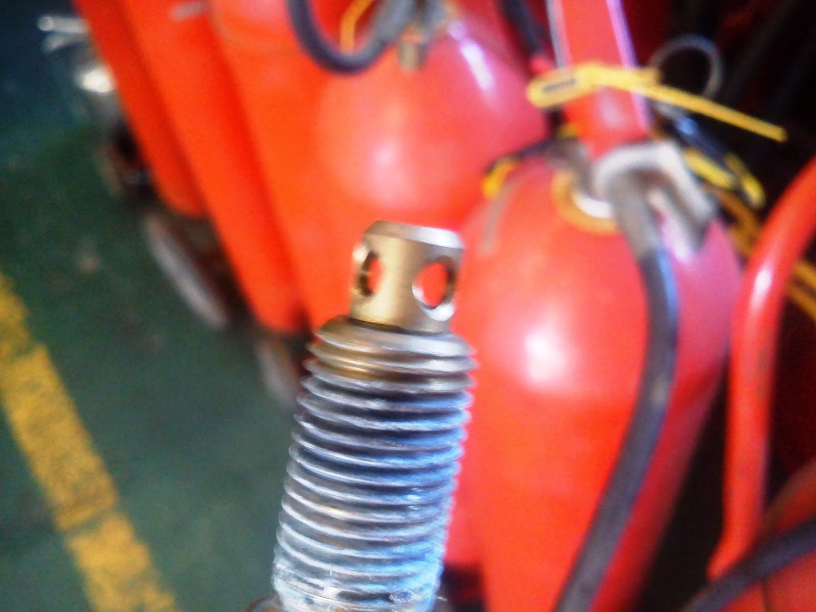 Extintores de Incêndio: Dispositivo Anti Recuo "Quebra Jato"