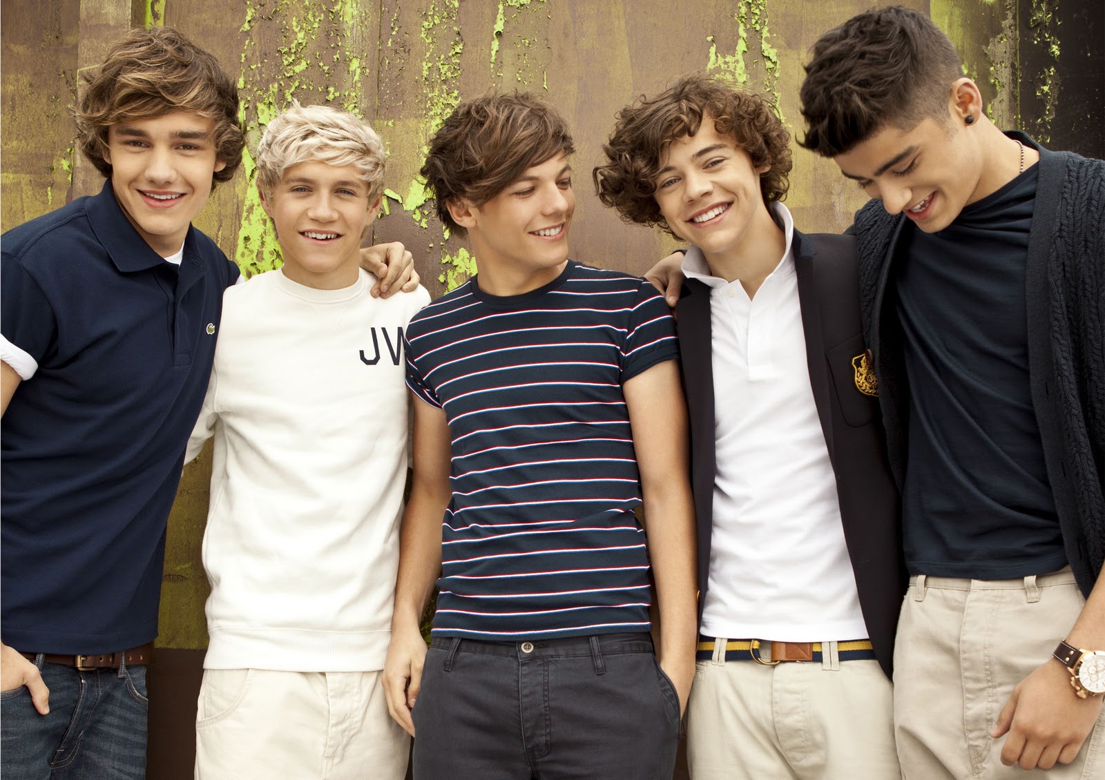 Ya-Ha Store! Cartucheras, tazas, morrales, posters, pins de anime ...