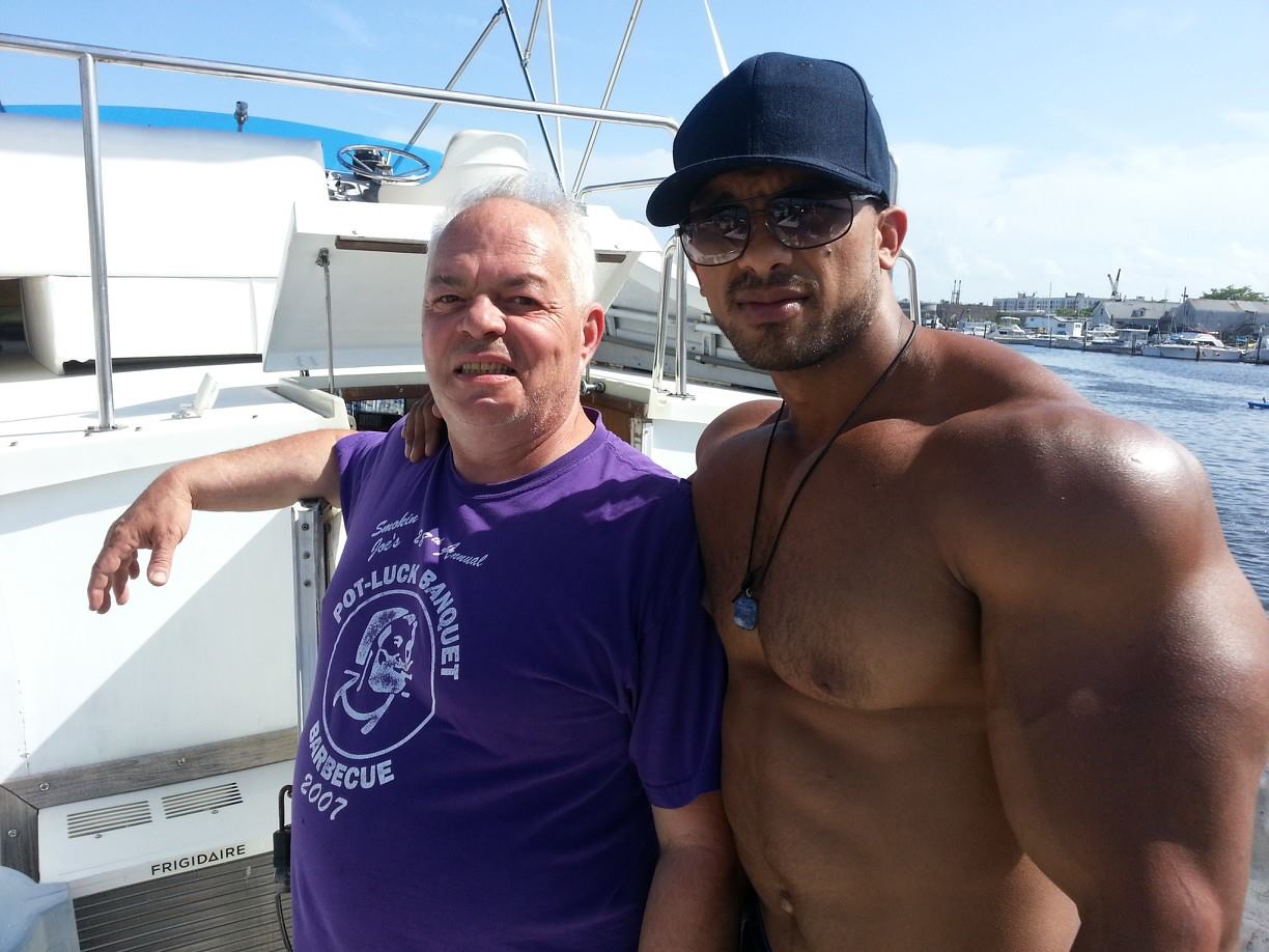 Muscle Lover: Egyptian muscle god Eslam El Masry