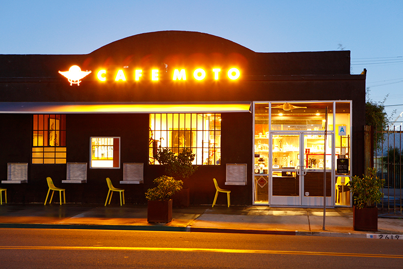 Pillar to Post: COFFEE BEANS & BEINGS / AT LAST: A SATISFYING DECAF