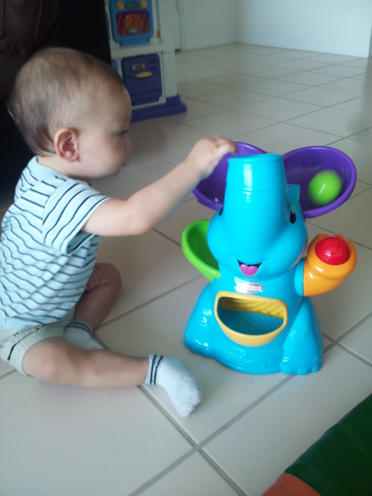 Teacher Turned Mom: Elefun Busy Ball Popper