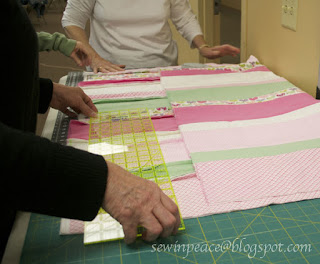 Sew in Peace: Strippy Flannel Baby Quilt