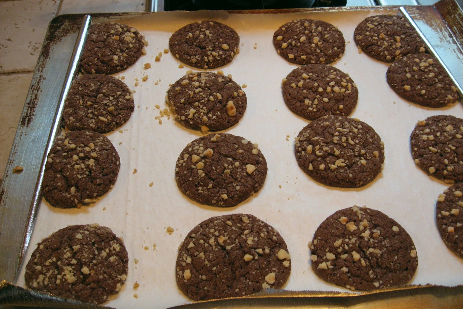 The Days Are Just Packed!: Reynolds Wrap Pan Lining Paper