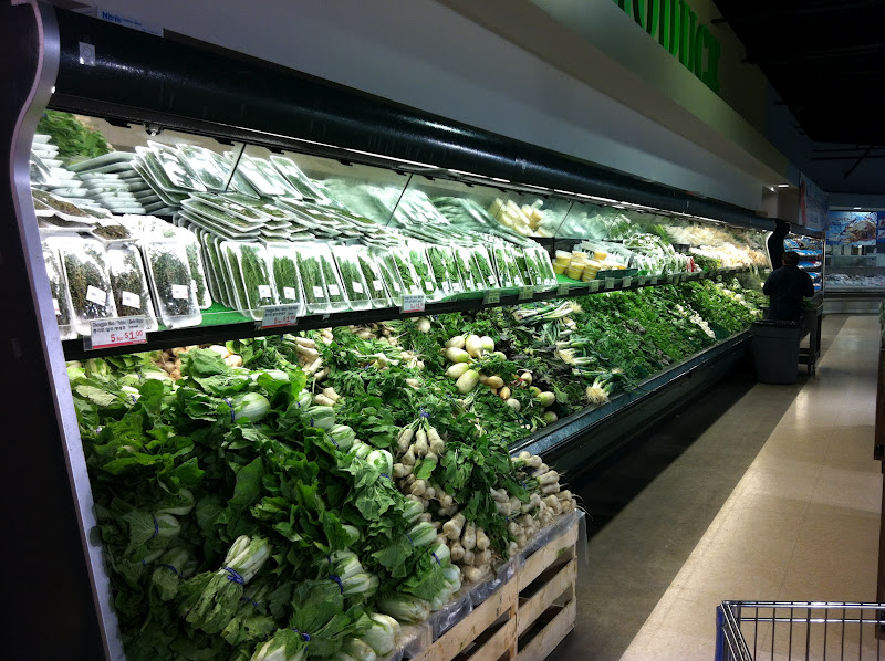 easier than pie: mega mart, atlanta=mega amazing!