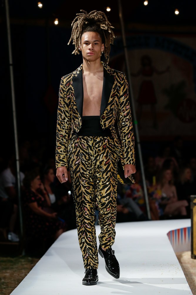 Moschino Spring-Summer 2019 Menswear Collection - Los Angeles
