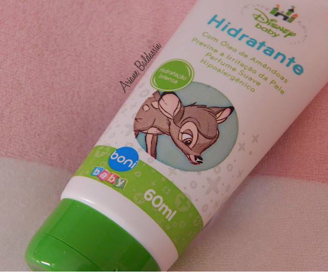 Já que os bebês nascem eles trocam de pele. E como ela fica ressecada e ...