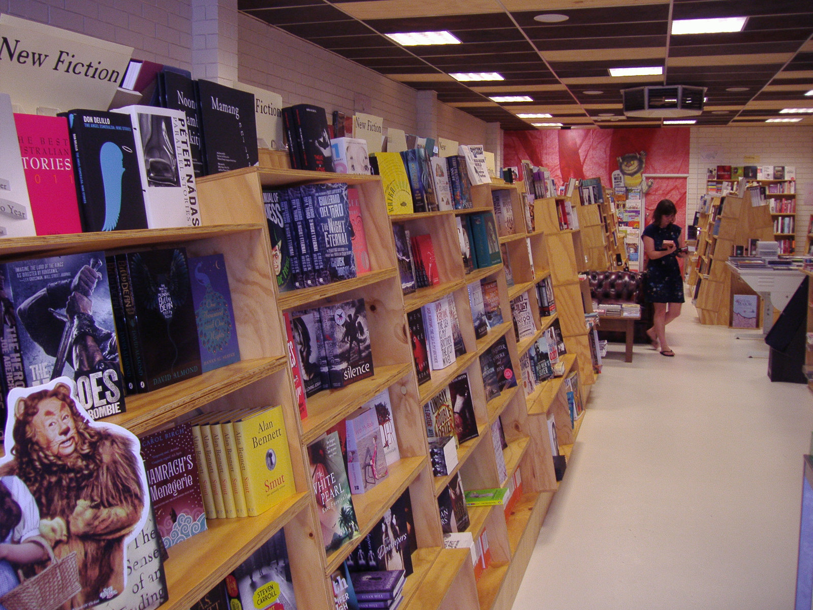 Excelsior: Crow Books (Victoria Park, Perth)