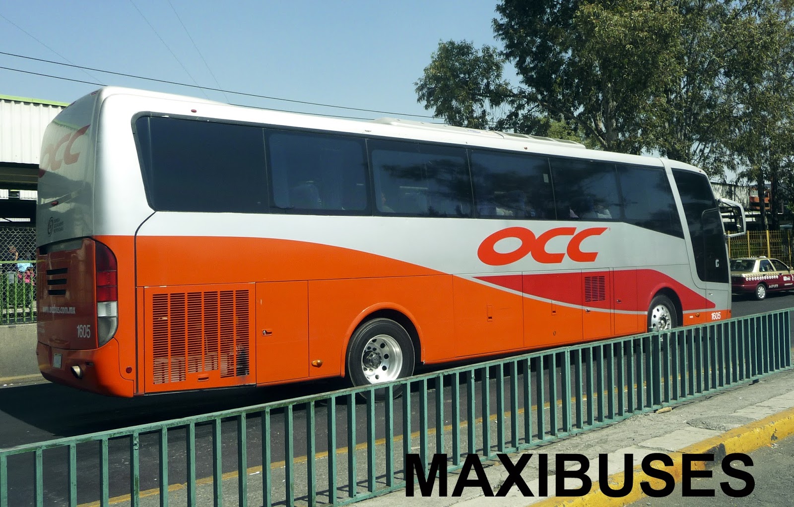 MAXIBUSES: OMNIBUS CRISTOBAL COLÓN