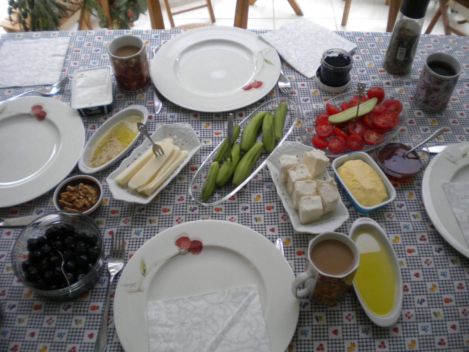 Quick Breakfasts for Moms in a Hurry: Turkish Breakfast