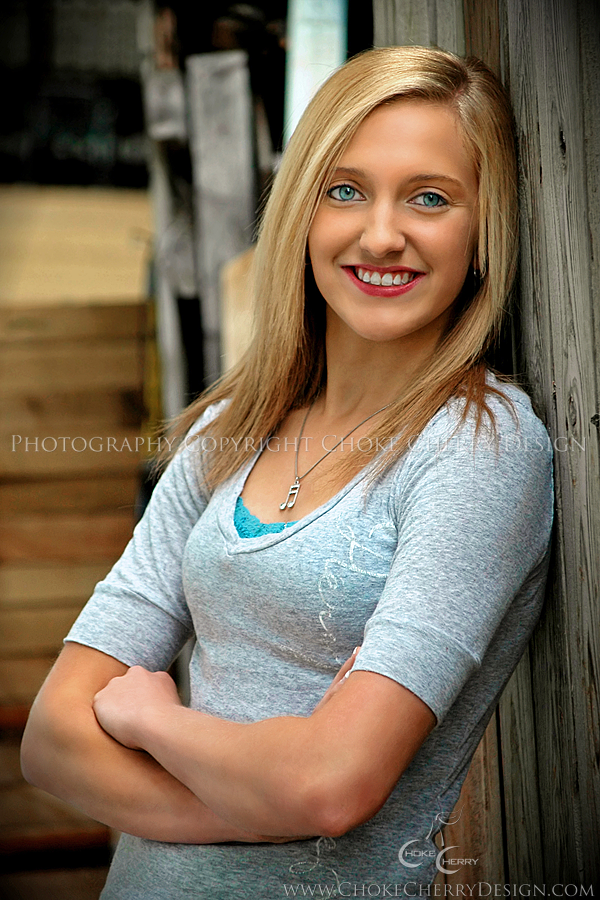 Choke Cherry Photography & Design - The Blog: Senior Portraits - Holly ...
