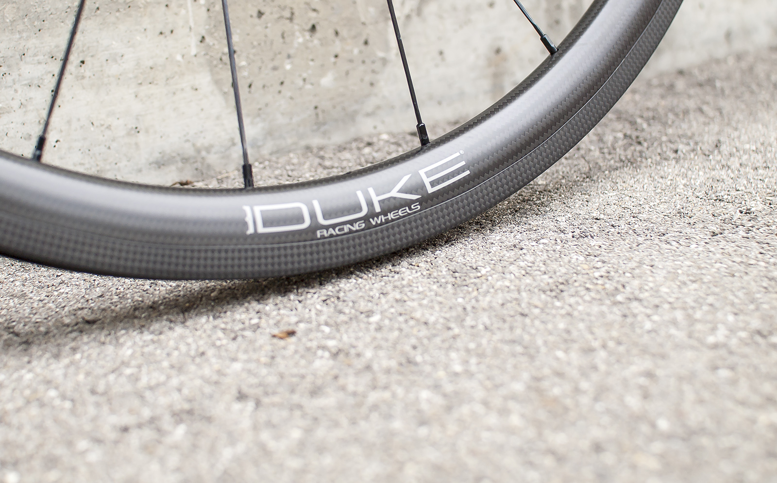 Blackcat wheels: January builds and road carbon rims review