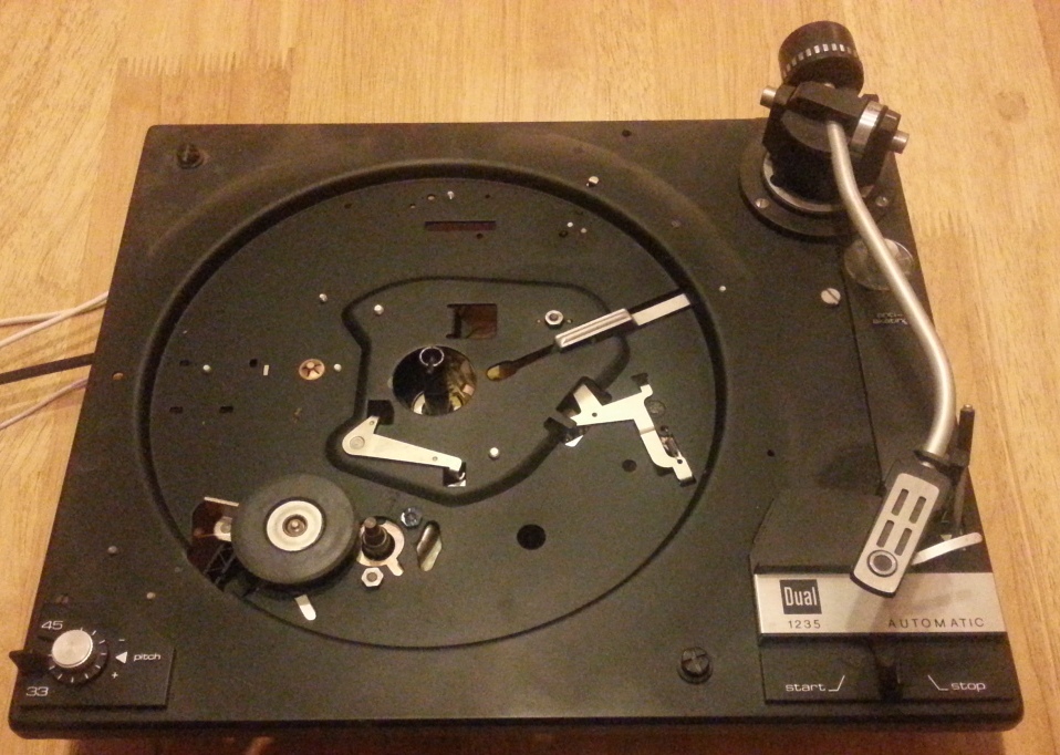 El Tocadiscos Feliz: Dual 1235