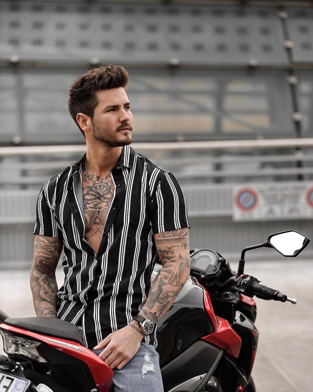 12 evergreen vertical striped outfit for men - LIFESTYLENUTS