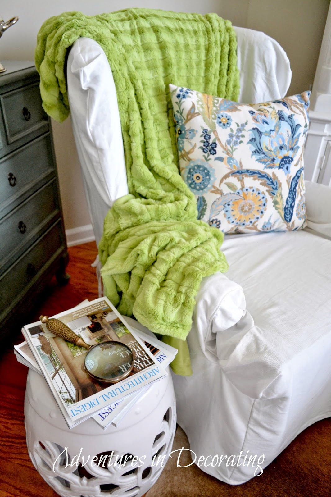 Adventures in Decorating: Spring in the Sitting Room