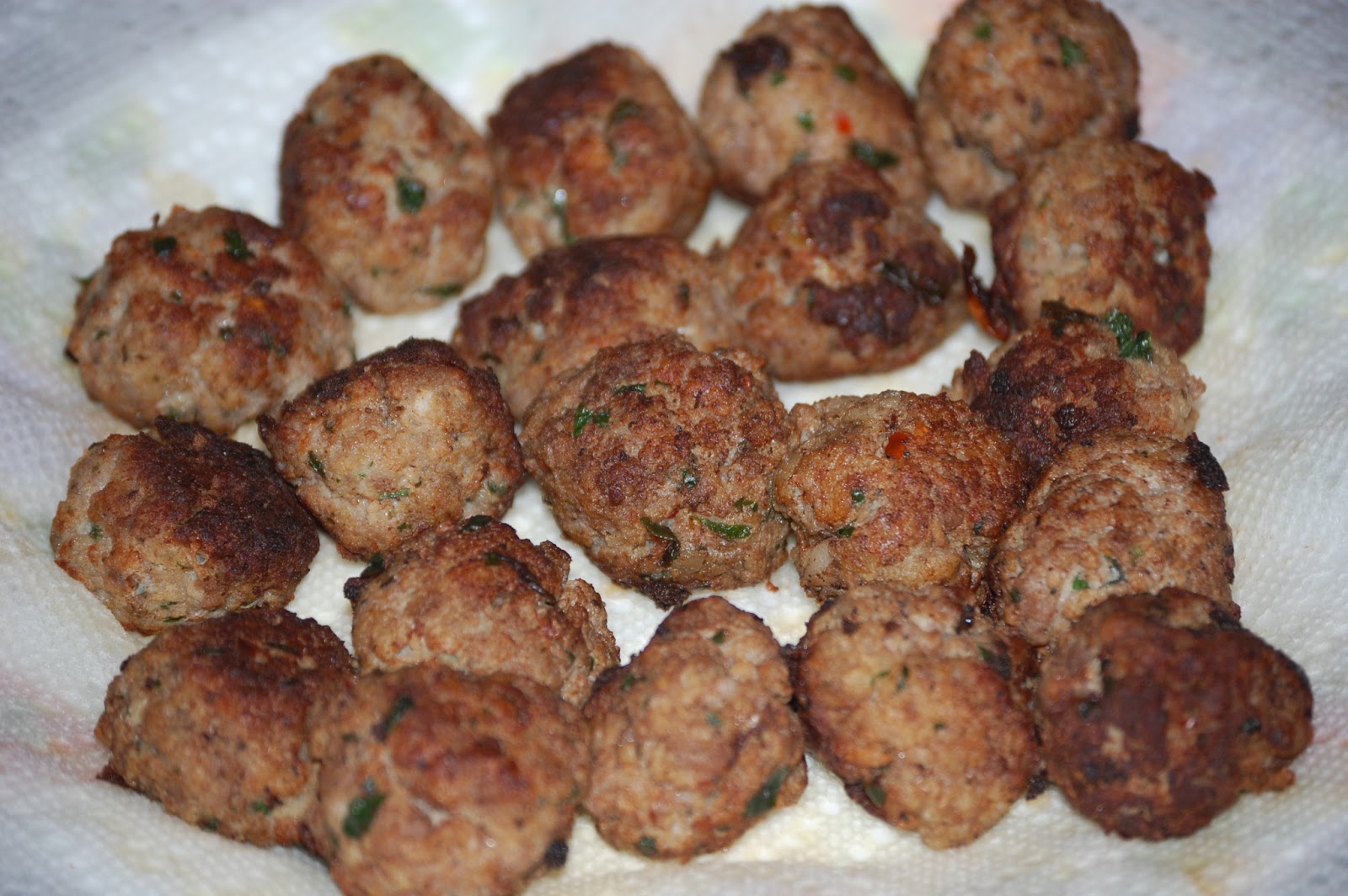 Vintage Recipe Blog: Italian-American Meatballs, From a 1940's Recipe